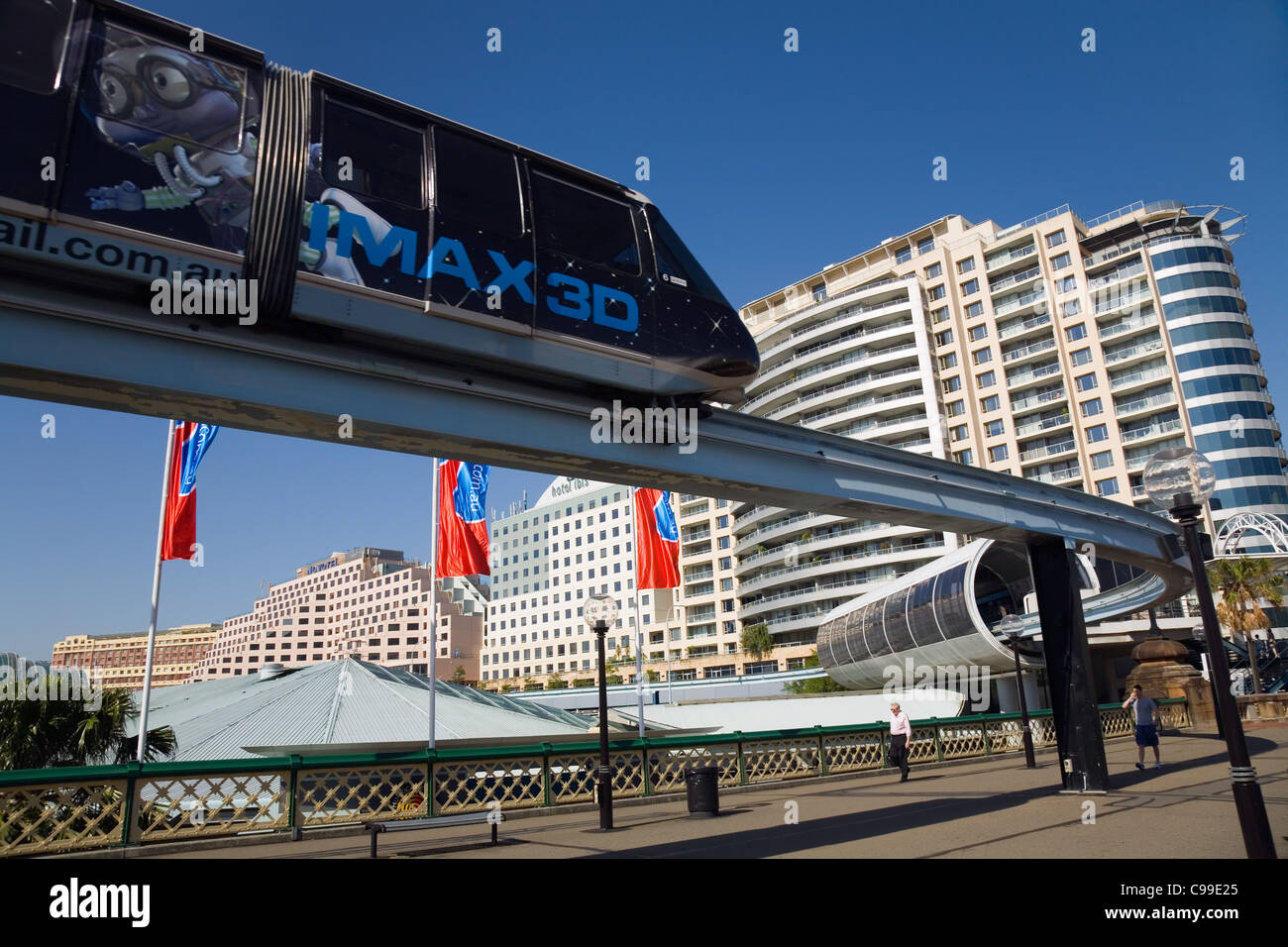 Monorail crossing Pyrmont Bridge at Darling Harbour. Sydney, New South ...