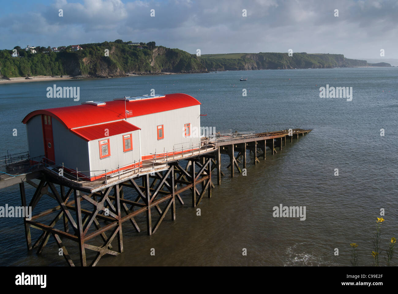 Tenby Lifeboat Station High Resolution Stock Photography and Images - Alamy