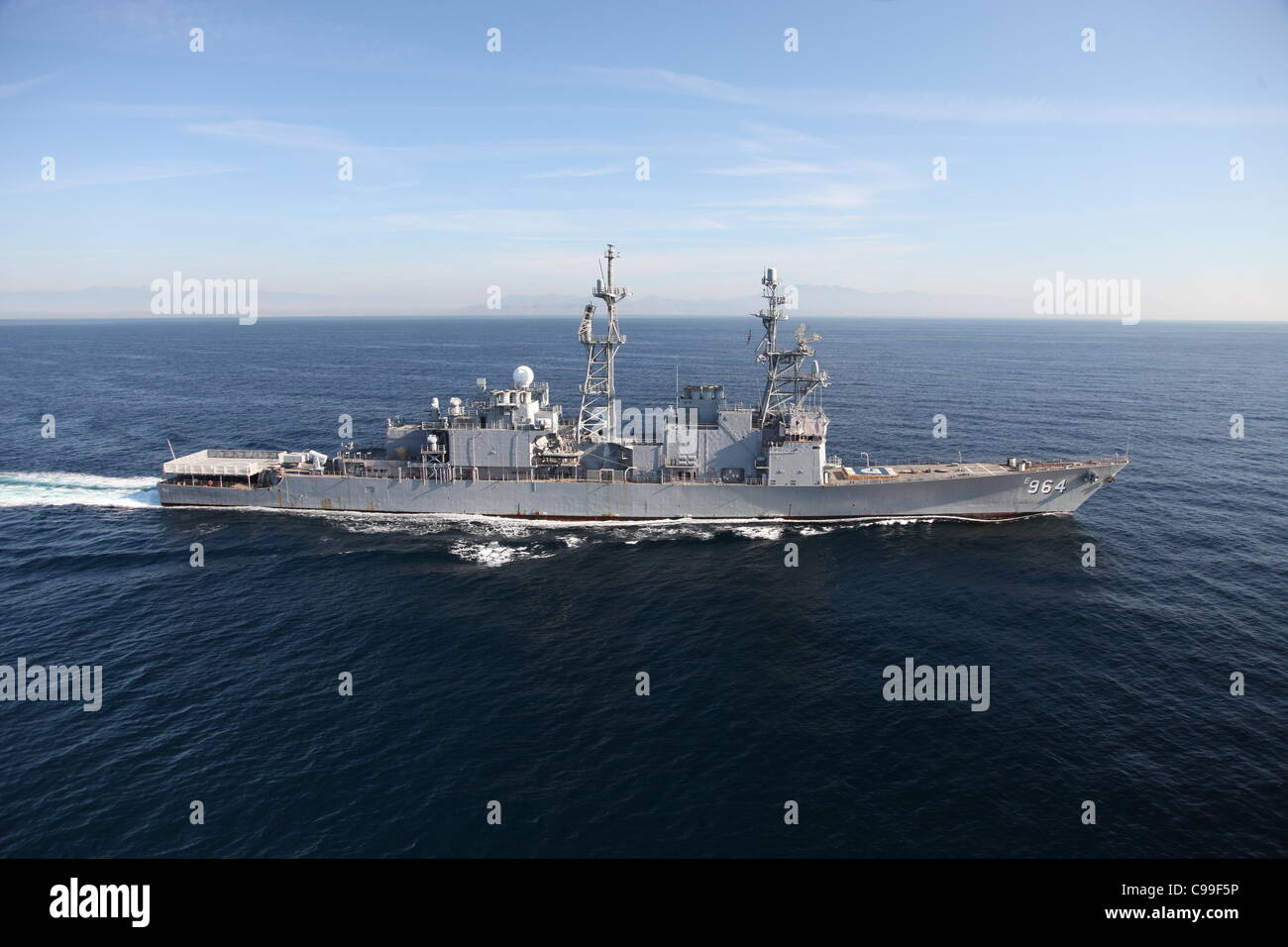 PACIFIC OCEAN (Nov. 17, 2011) The decommissioned Spruance-class ...