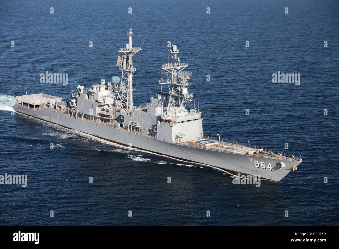 Spruance class destroyer hi-res stock photography and images - Alamy