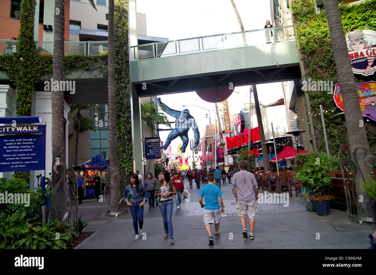Street entrance of Universal Studio Hollywood Stock Photo - Alamy