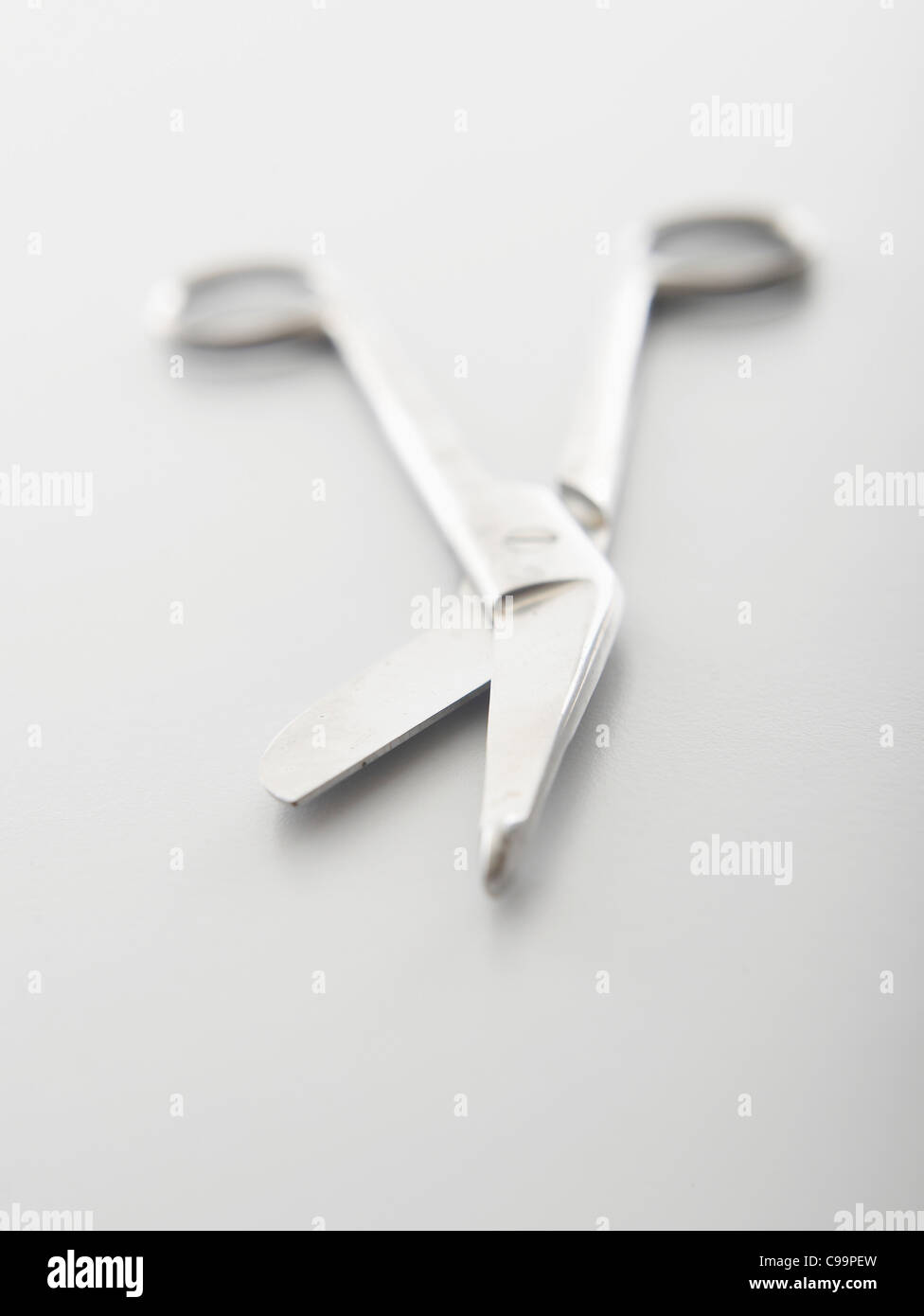 Surgical scissors hi-res stock photography and images - Alamy