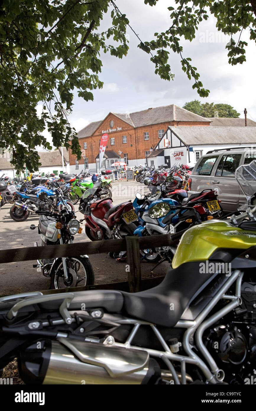 Mallory park circuit hi-res stock photography and images - Alamy
