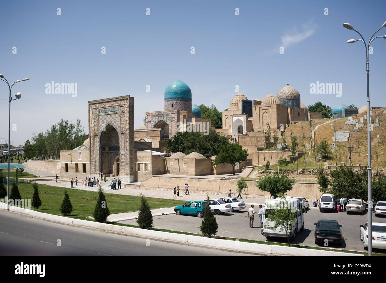 Mausoleum Shakhi Zinda. Samarcanda. UZBEKISTAN. Samarkand Stock Photo ...