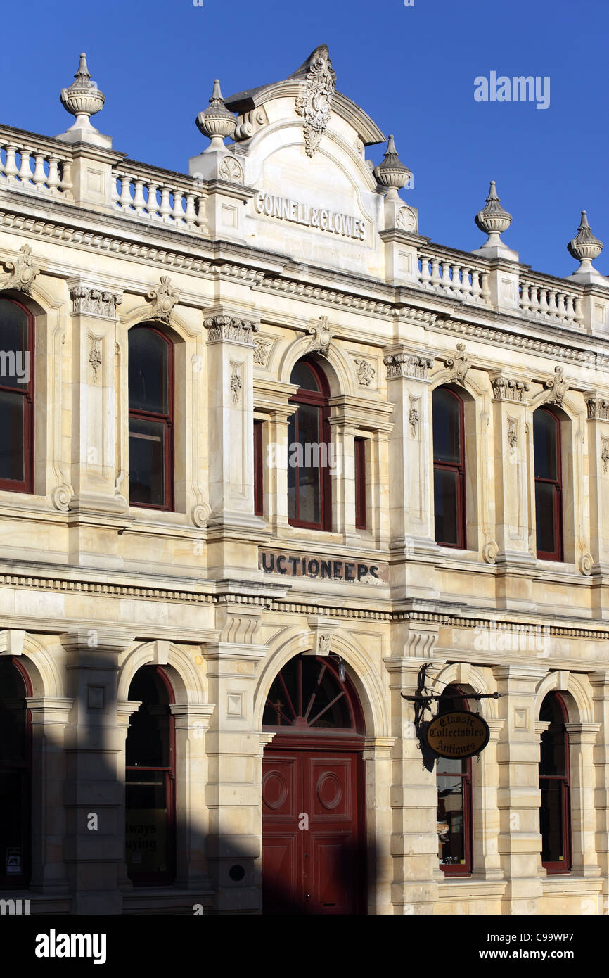 Old Union Building on historic Tyne Street. Oamaru, Otago, New Zealand ...