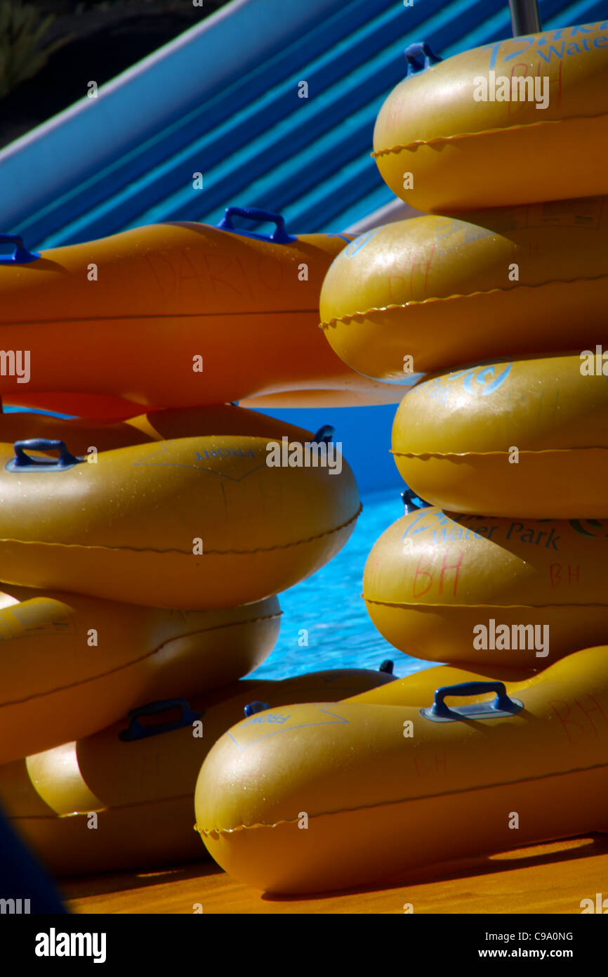 Pile rings hi-res stock photography and images - Alamy