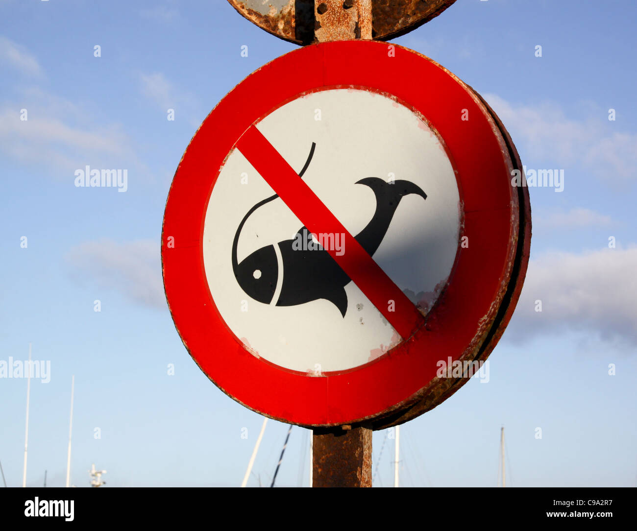 No fishing sign Stock Photo - Alamy