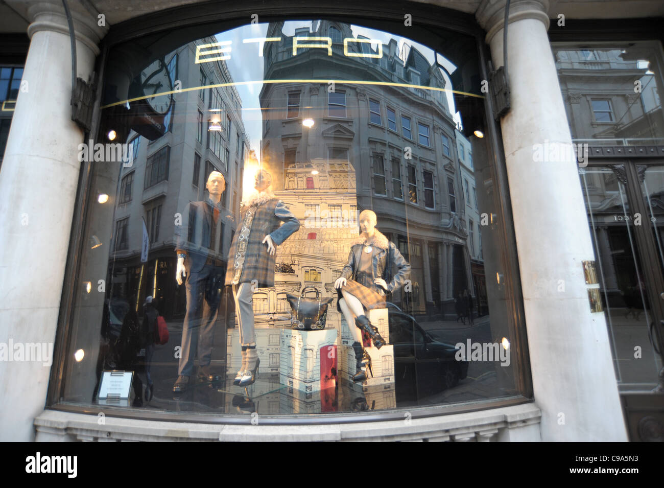 Etro hi-res stock photography and images - Alamy