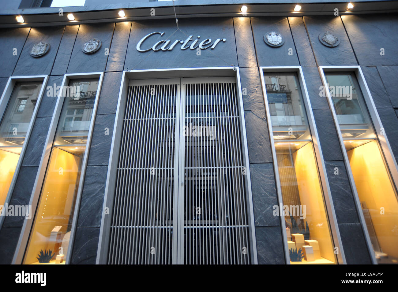Cartier store hi-res stock photography and images - Alamy