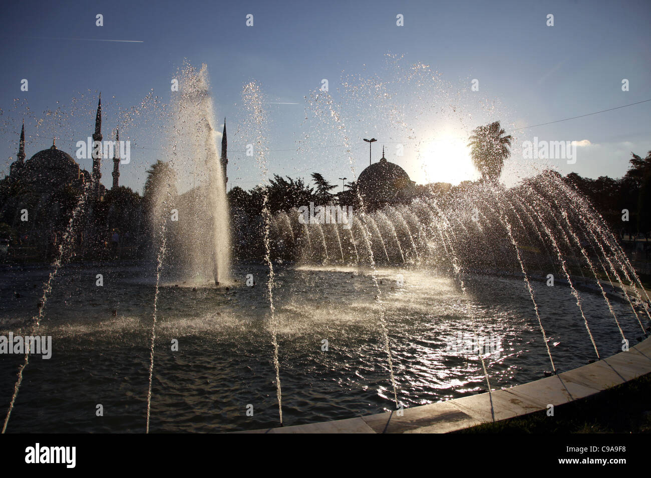 BACKLIT FOUNTAIN & BLUE MOSQUE SULTAN AHMET CAMII SULTANAHMET ISTANBUL ...