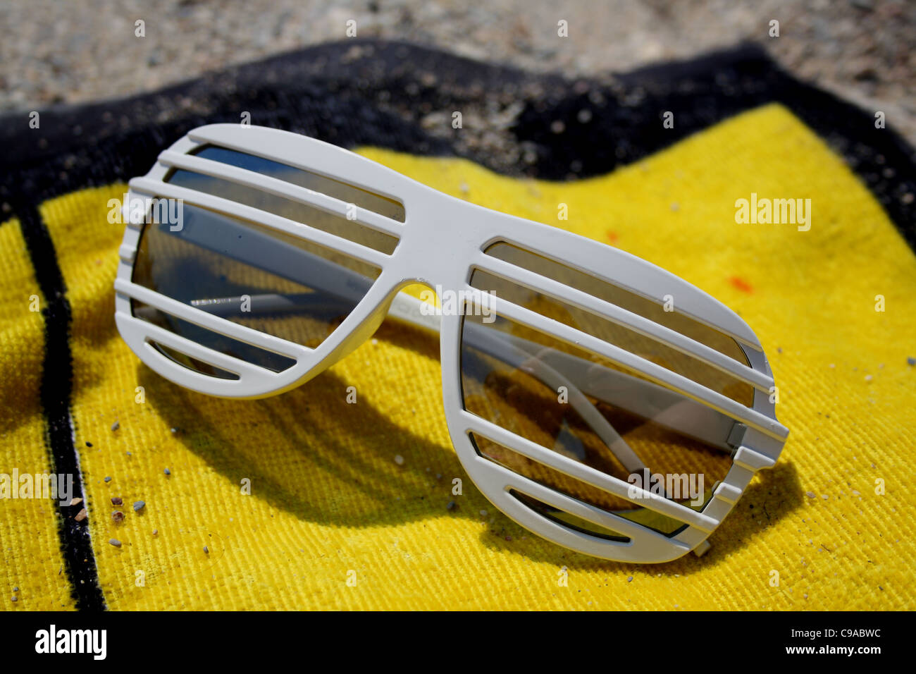 Shutter shades hi-res stock photography and images - Alamy
