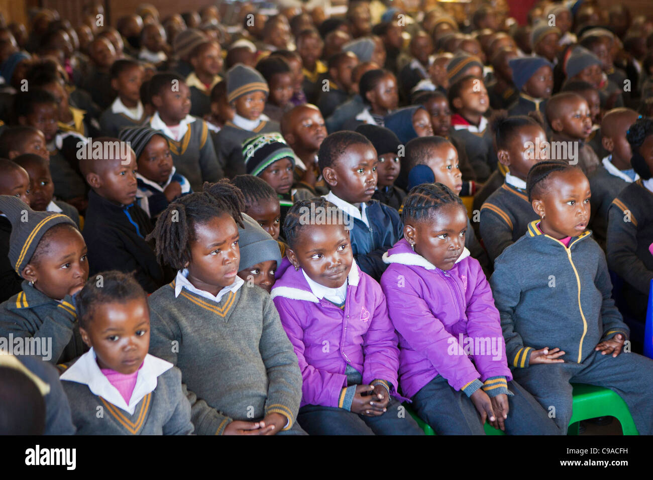 Theatre for Life actors with pupils of Ithute primary school ...