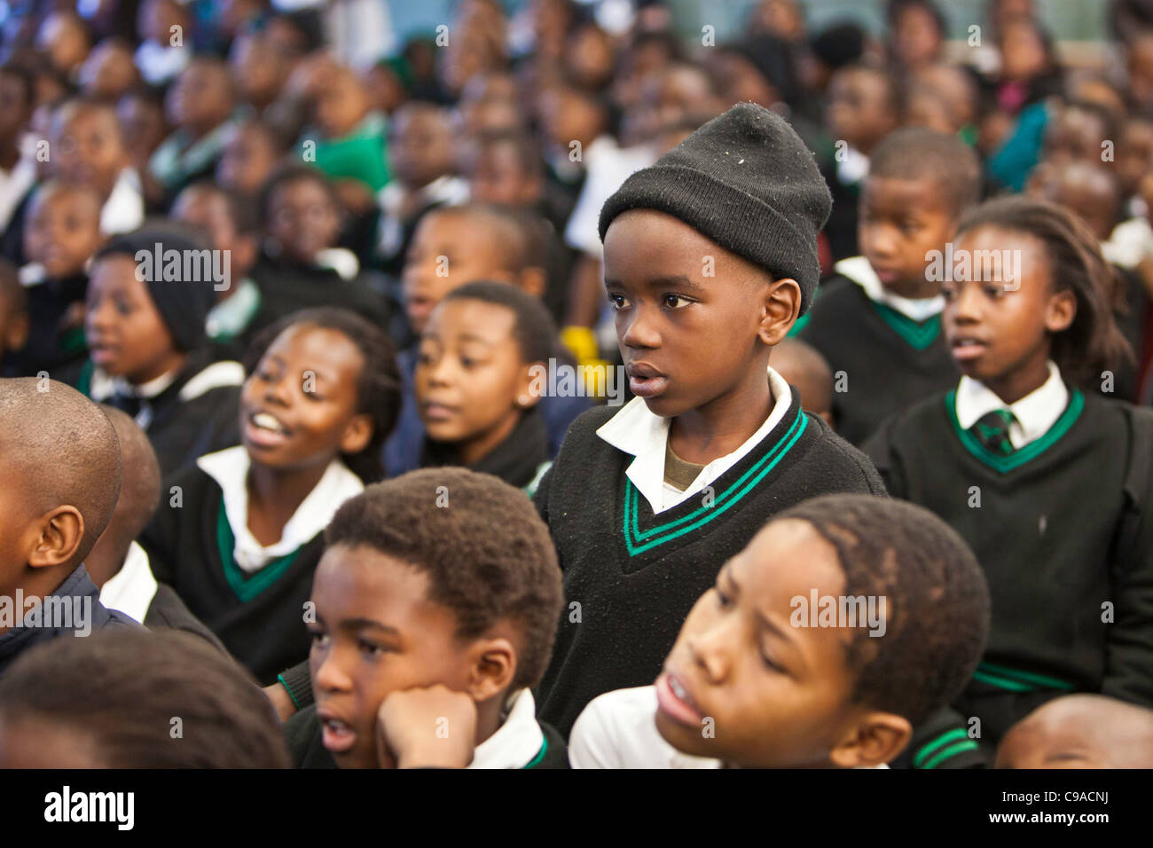 Theatre for Life actors with pupils of Ithute primary school ...