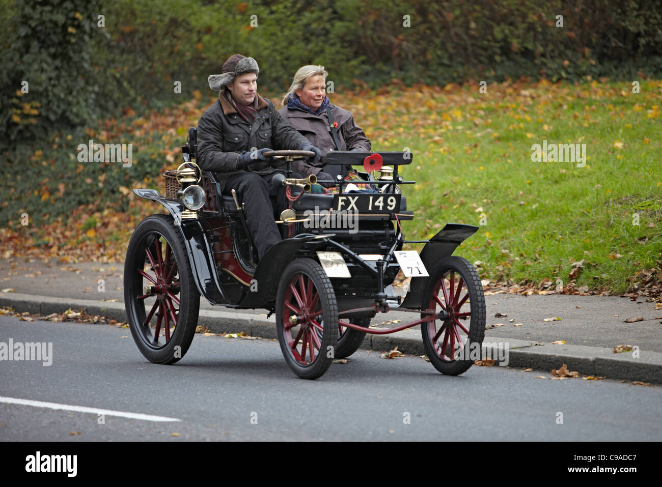 London to brighton veteran car run 2011 hi-res stock photography and ...