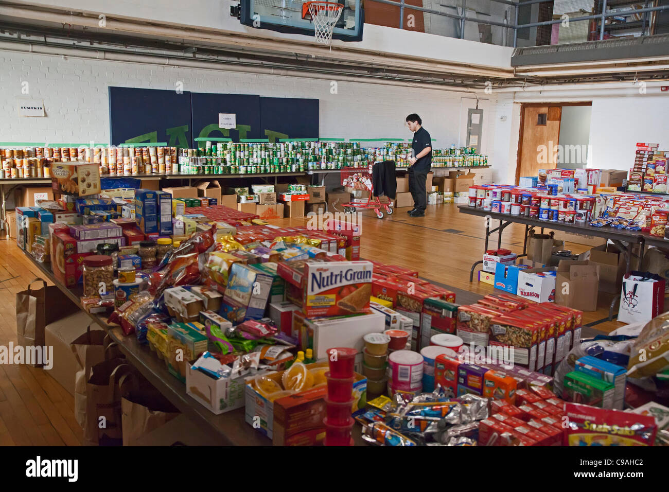 Oakland poverty hi-res stock photography and images - Alamy