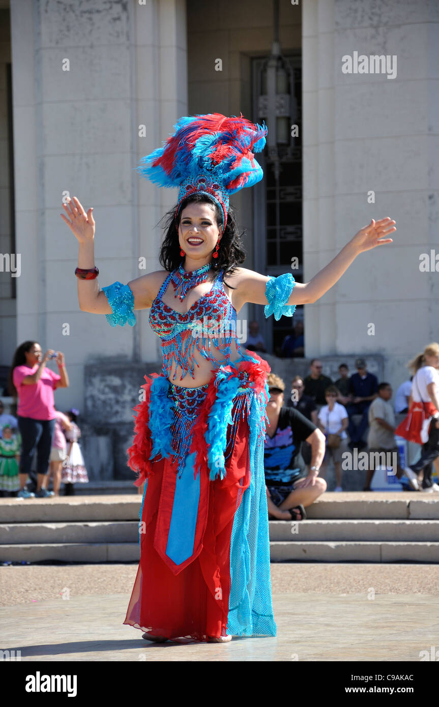 Morocco belly dancing hi-res stock photography and images - Alamy