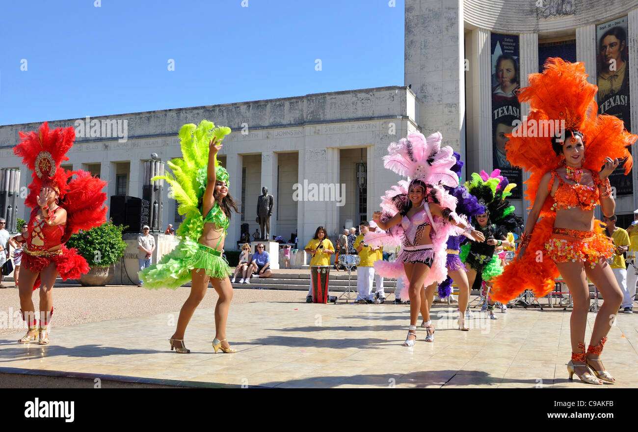 Caribbean traditional dancing Stock Photo - Alamy