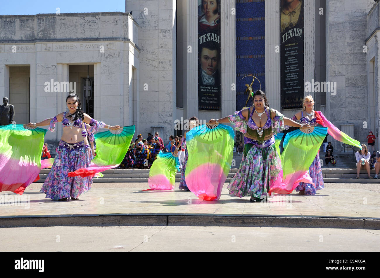 Belly dancing morocco hi-res stock photography and images - Alamy