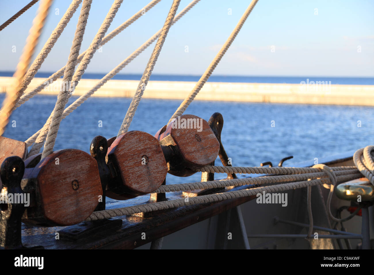 Old Ship tackles on the frigate Stock Photo - Alamy