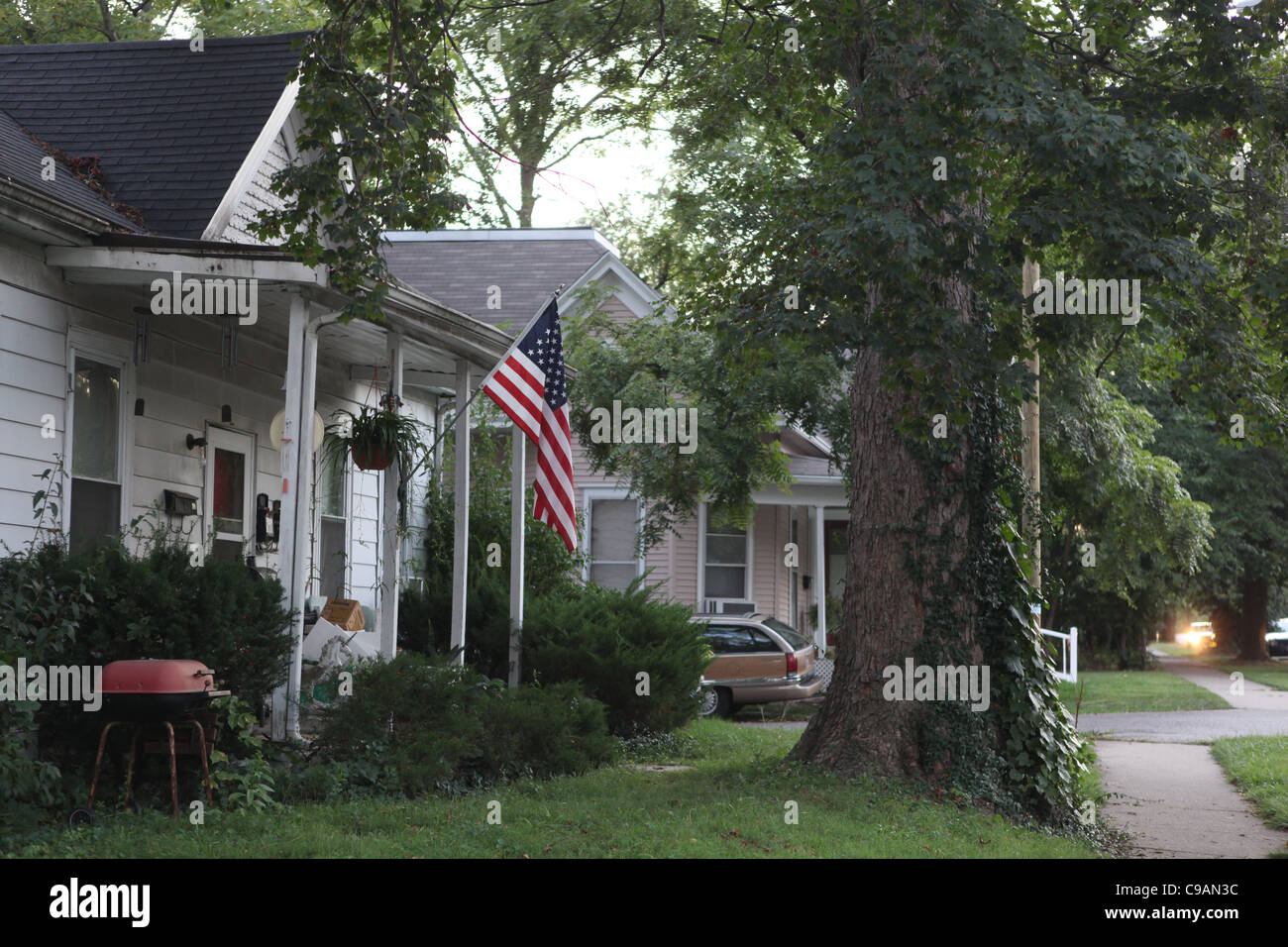 Midwest neighborhood hi-res stock photography and images - Alamy