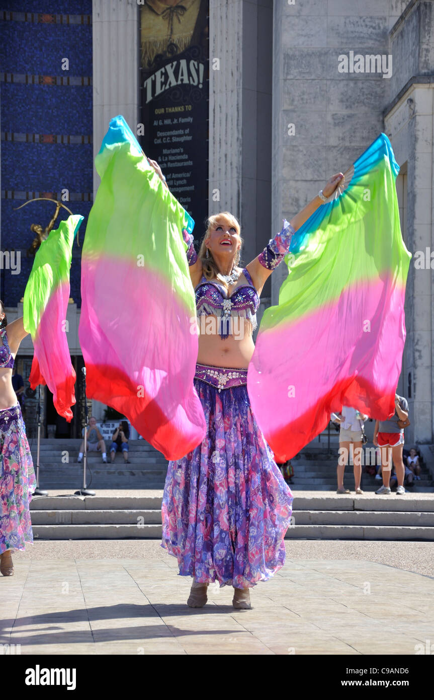 Belly dancing morocco hi-res stock photography and images - Alamy