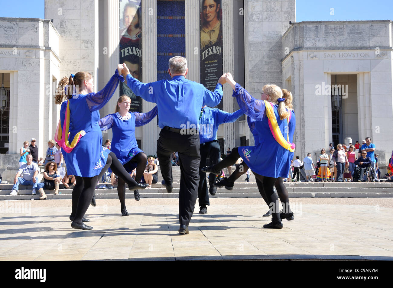 Irish traditional dancing Stock Photo - Alamy