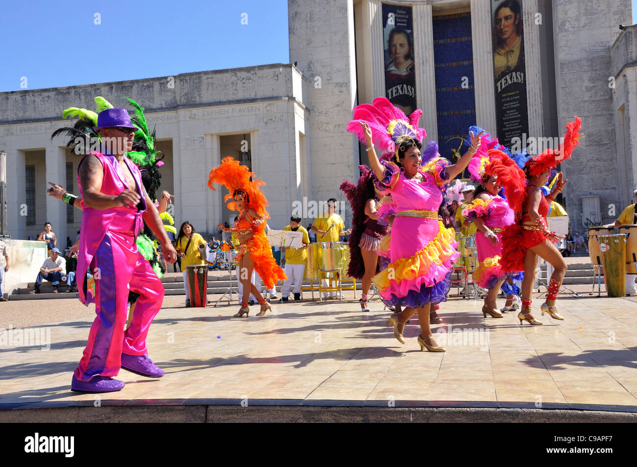 Caribbean traditional dancing Stock Photo - Alamy