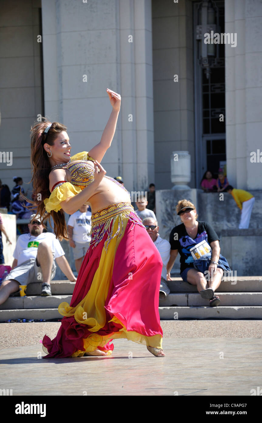 Morocco belly dancing hi-res stock photography and images - Alamy