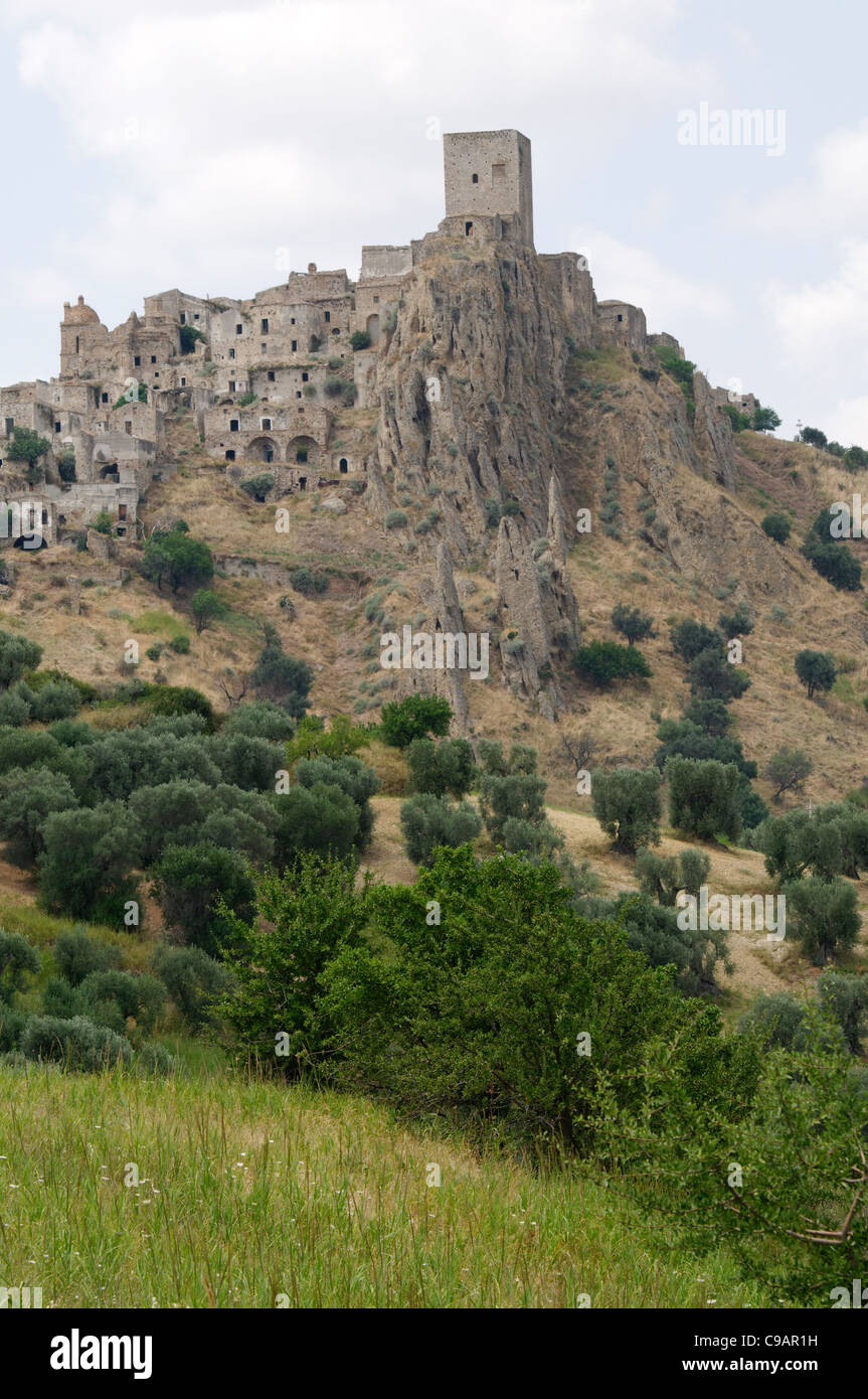 Craco abandoned town italy hi-res stock photography and images - Alamy