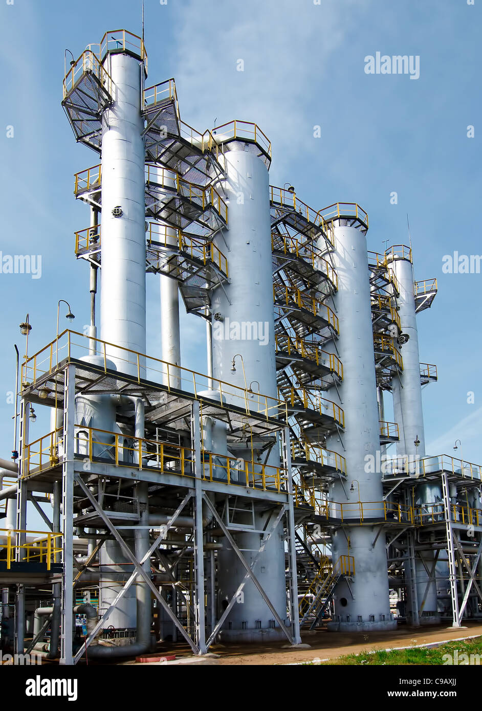 View gas processing factory. gas and oil industry Stock Photo - Alamy