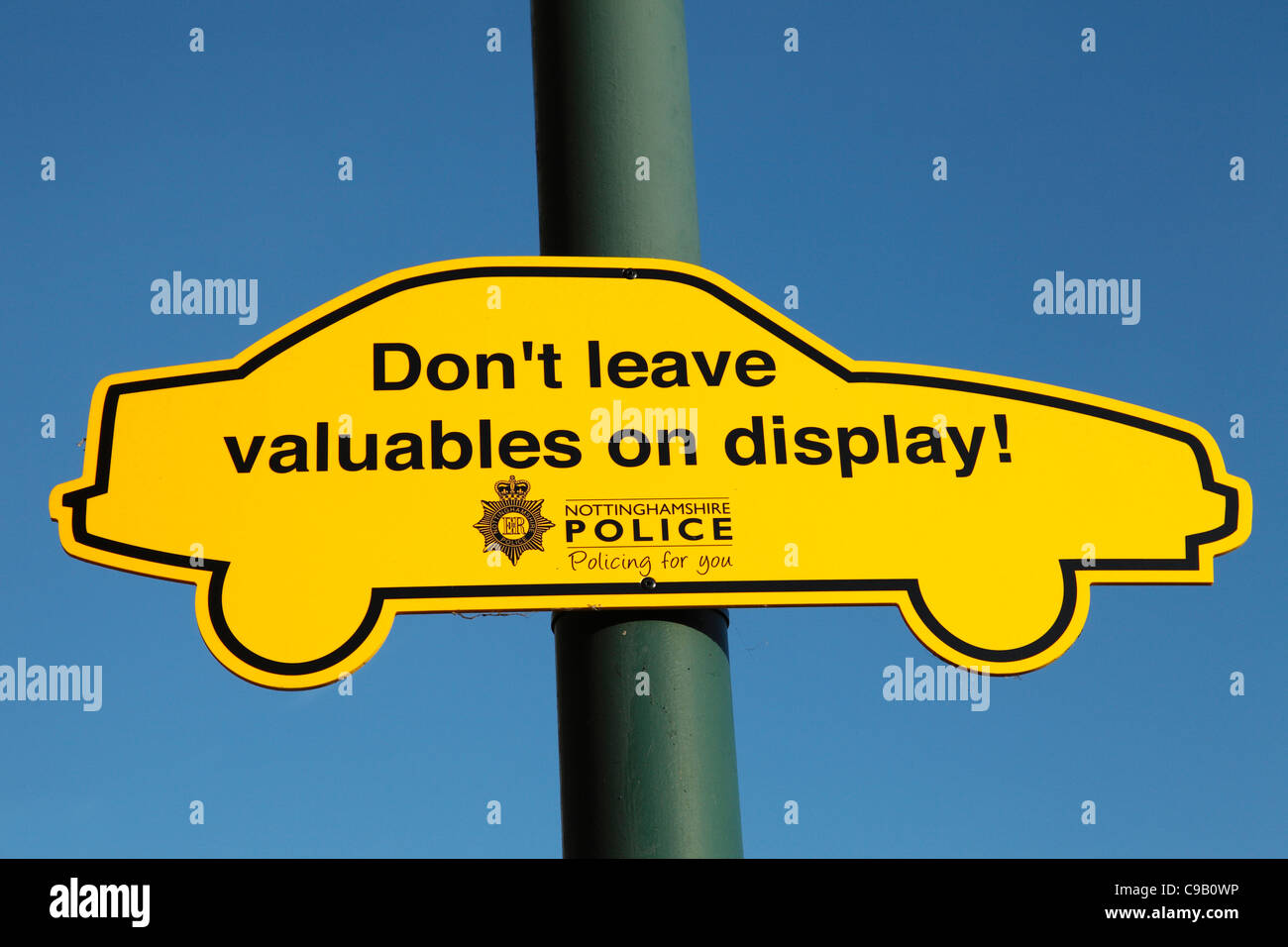 Car crime prevention sign hi-res stock photography and images - Alamy
