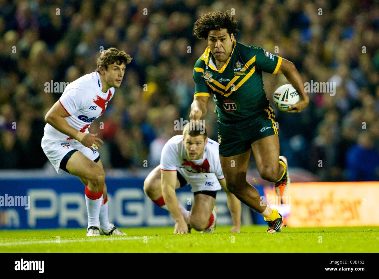 19.11.2011 Leeds, England. Australia Rugby League prop Sam Thaiday in ...
