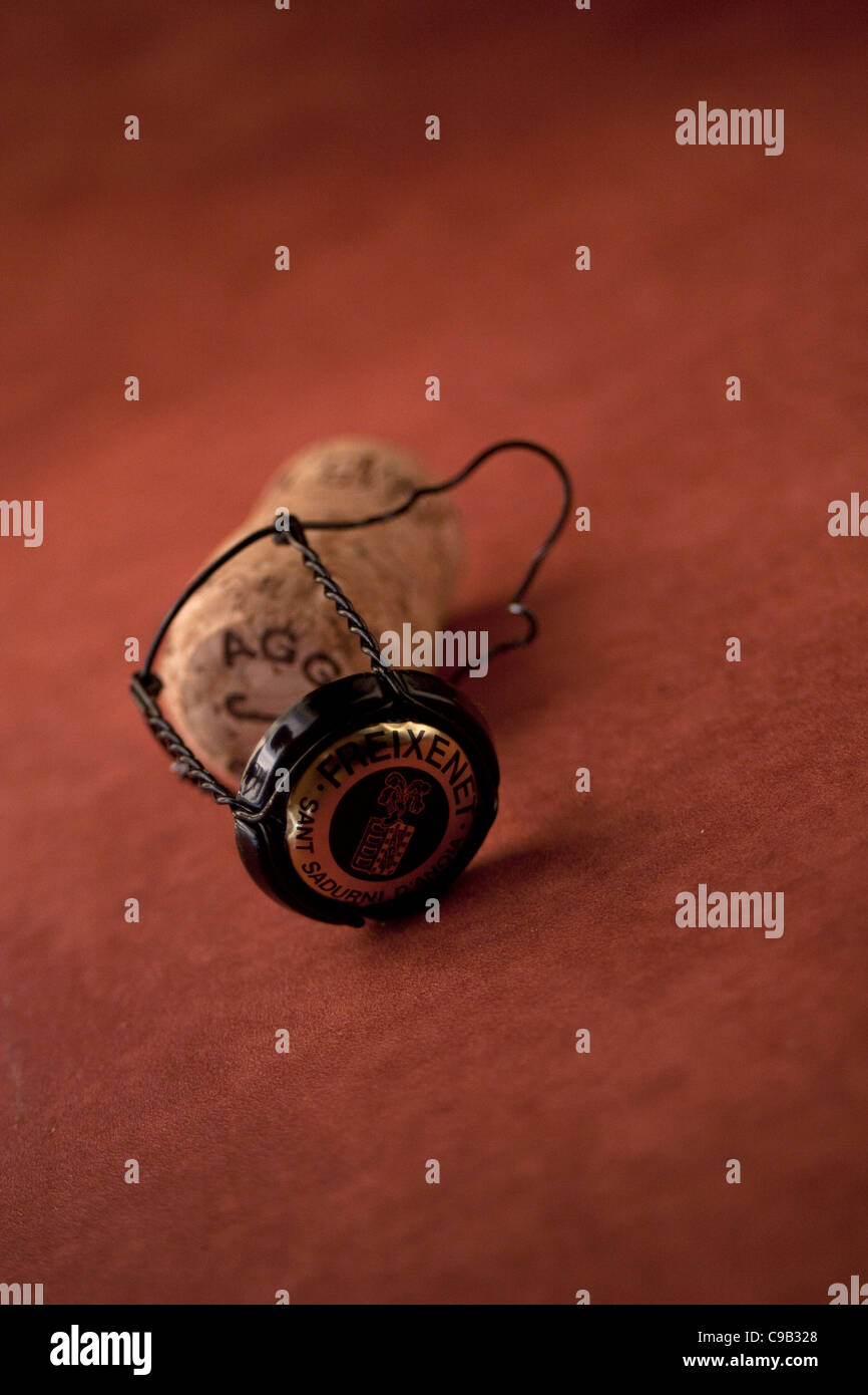 Cork wire cage hi-res stock photography and images - Alamy