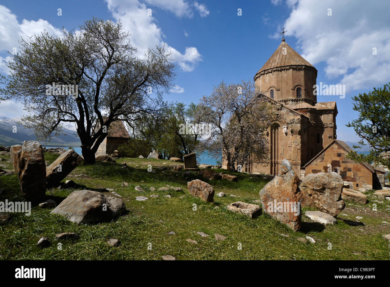 Cathedral/Church of the Holy Cross on Akdamar Island, Lake Van, Turkey ...
