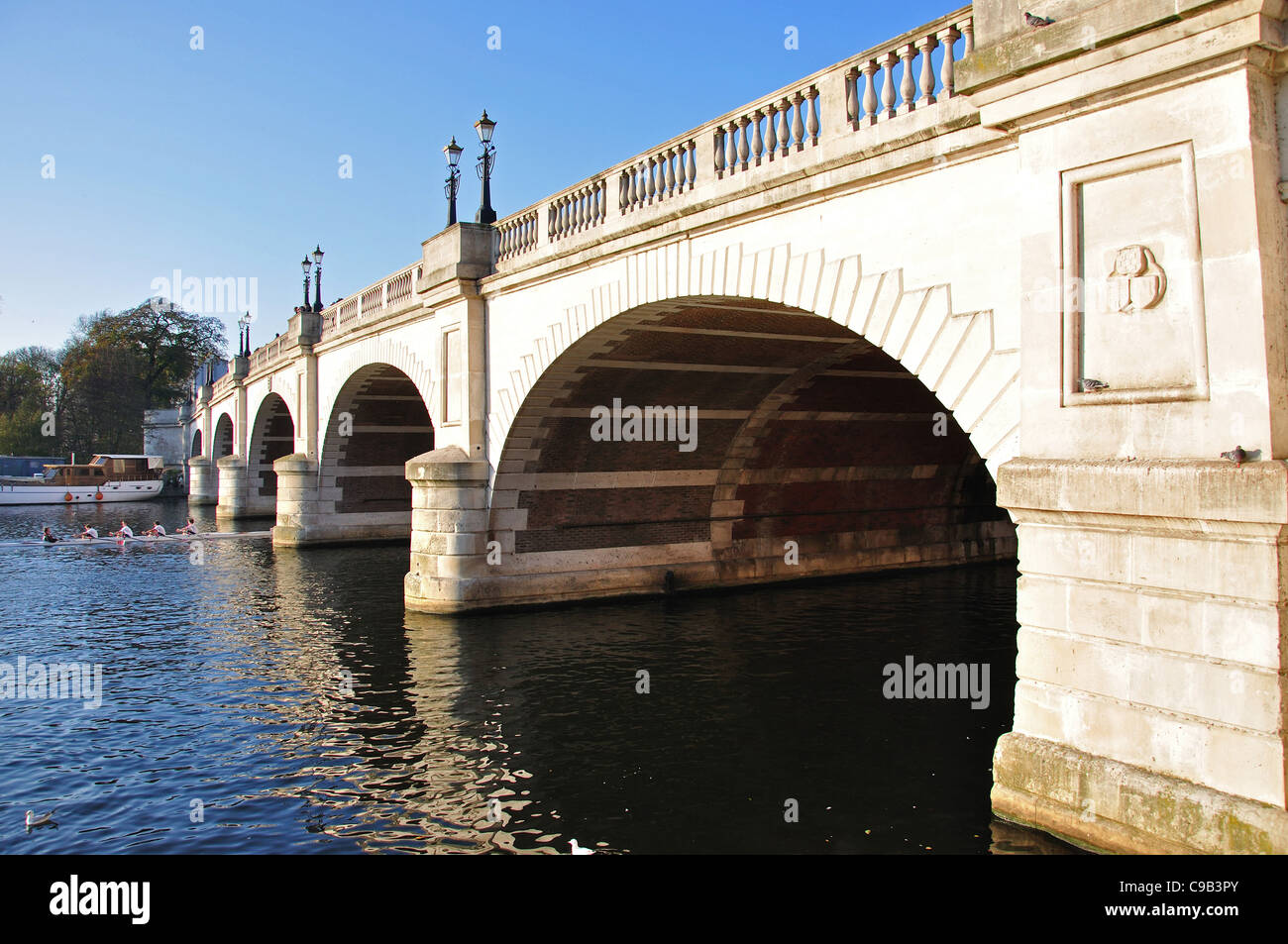 Kingston Bridge over River Thames, Kingston upon Thames, Royal Borough ...
