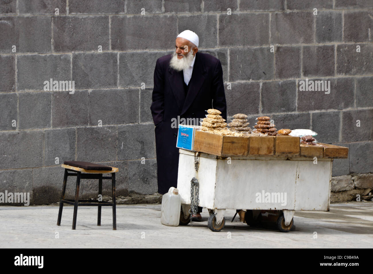 Muslim man selling snacks on street, Erzurum, Eastern Anatolia, Turkey ...