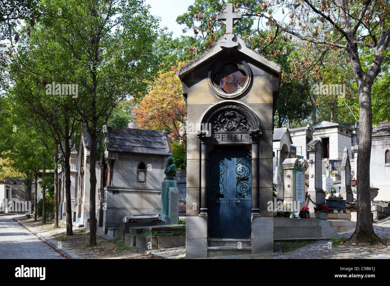 Paris, the Pére Lachaise cemetery Stock Photo - Alamy