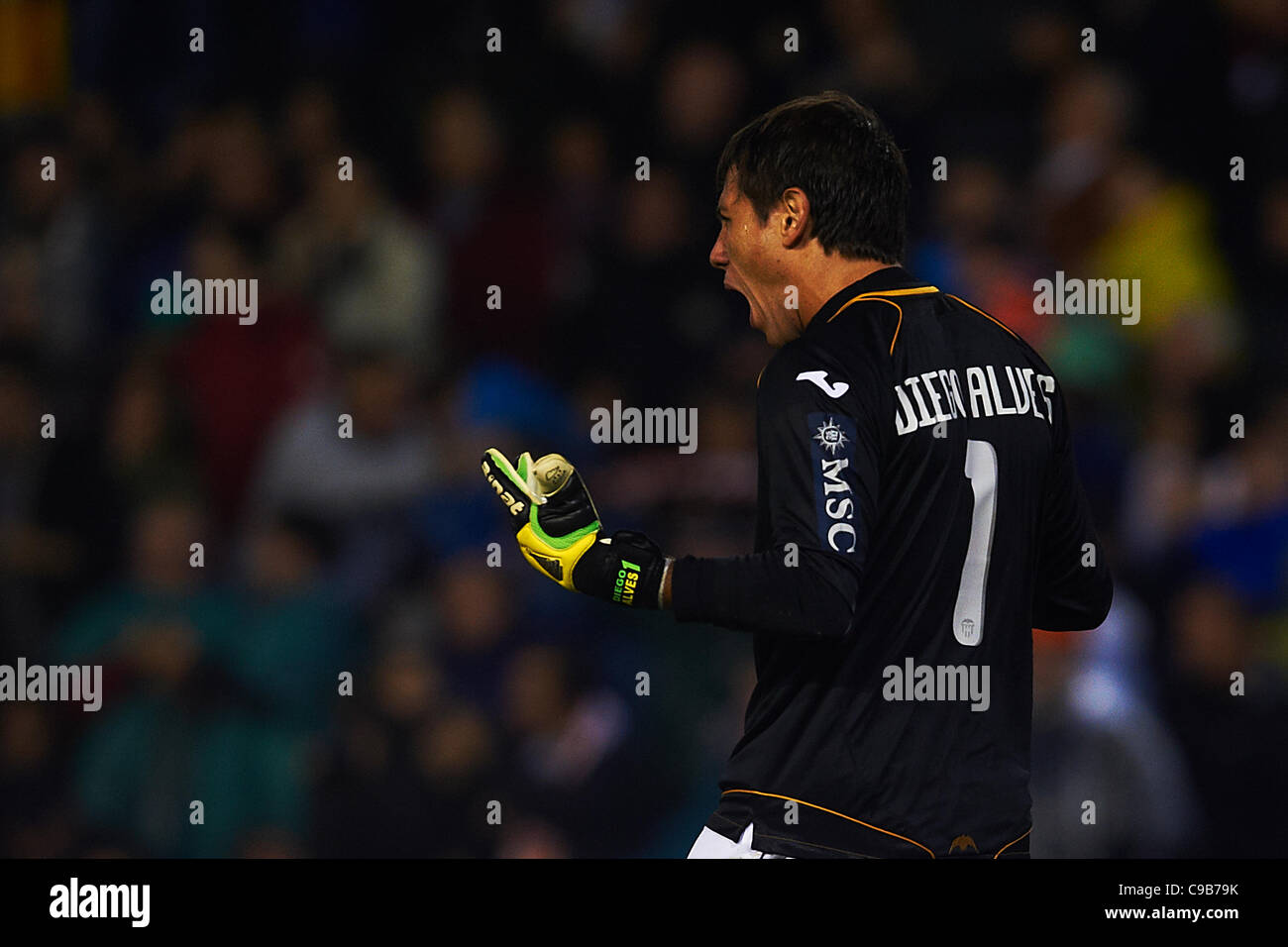 19.11.2011 Valencia, Spain. Diego Alves, Goalkeeper of Valencia CF ...