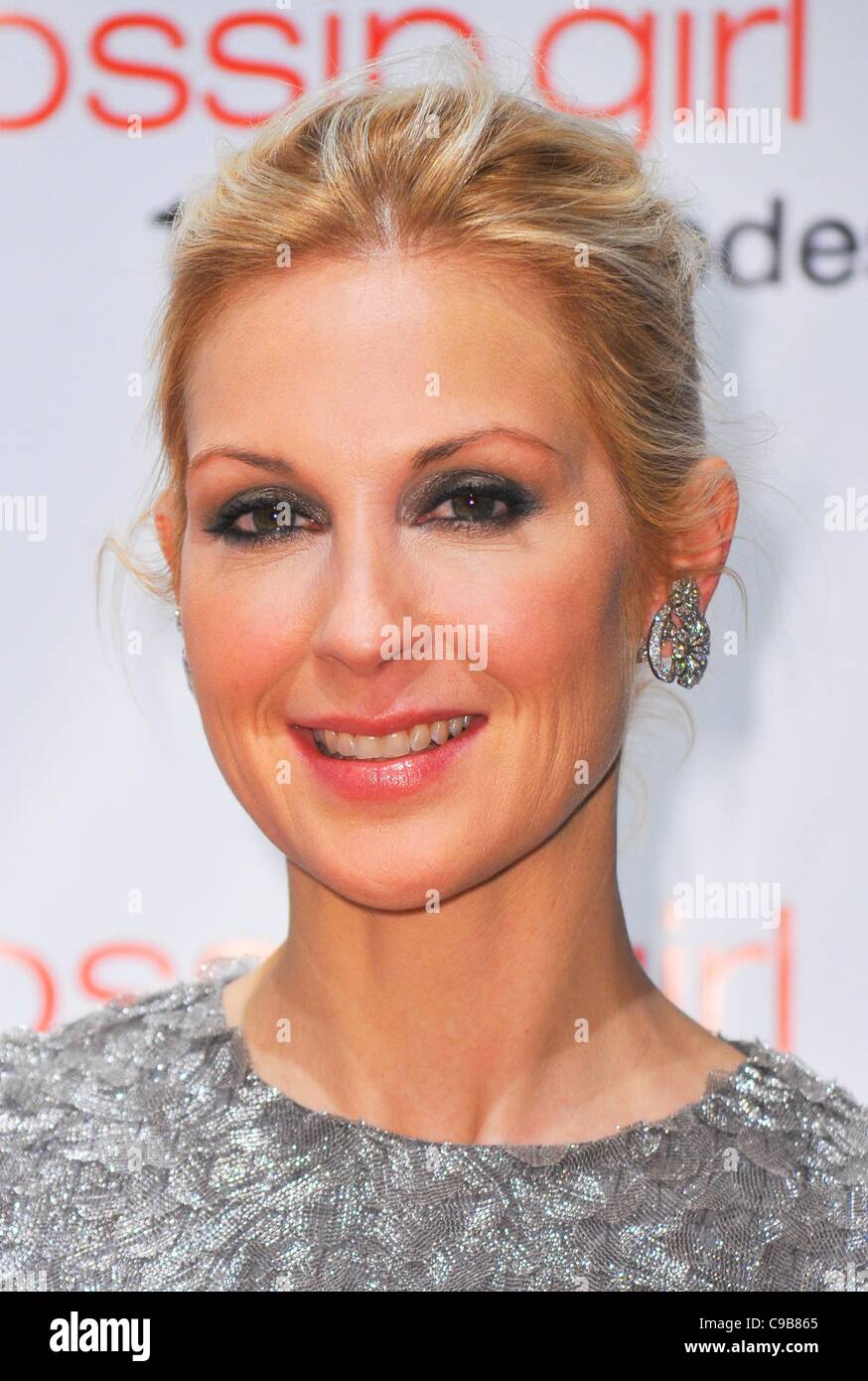 Kelly Rutherford at arrivals for GOSSIP GIRL 100th Episode Celebration ...