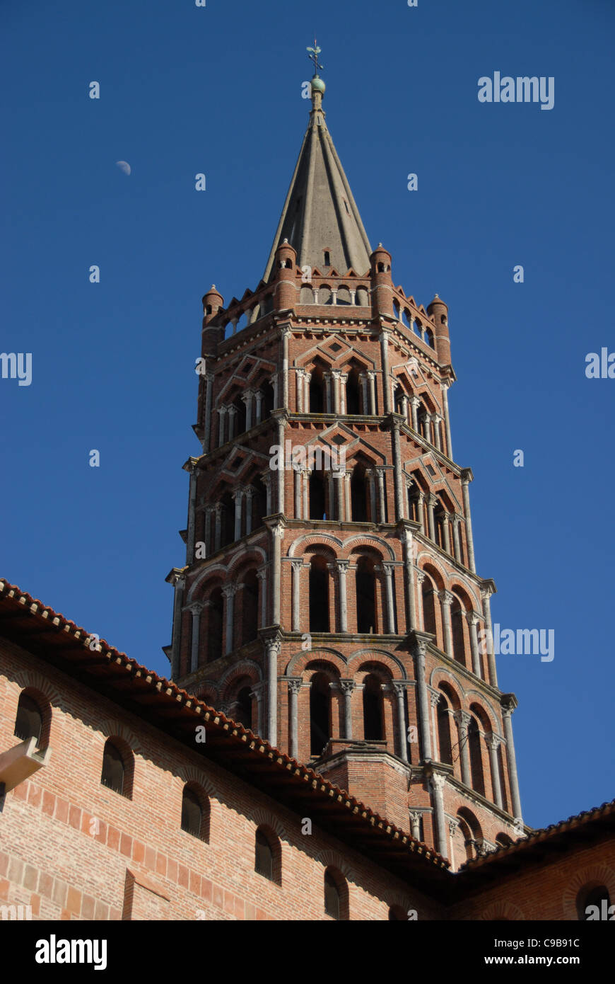 Gothic architectural masterpiece hi-res stock photography and images ...