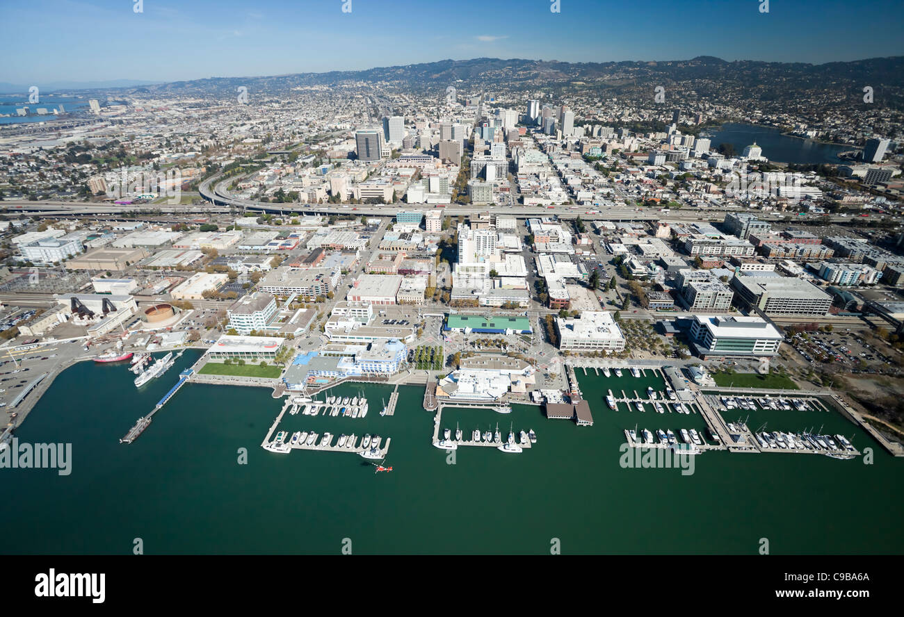 The Oakland City and the Downtown Stock Photo - Alamy