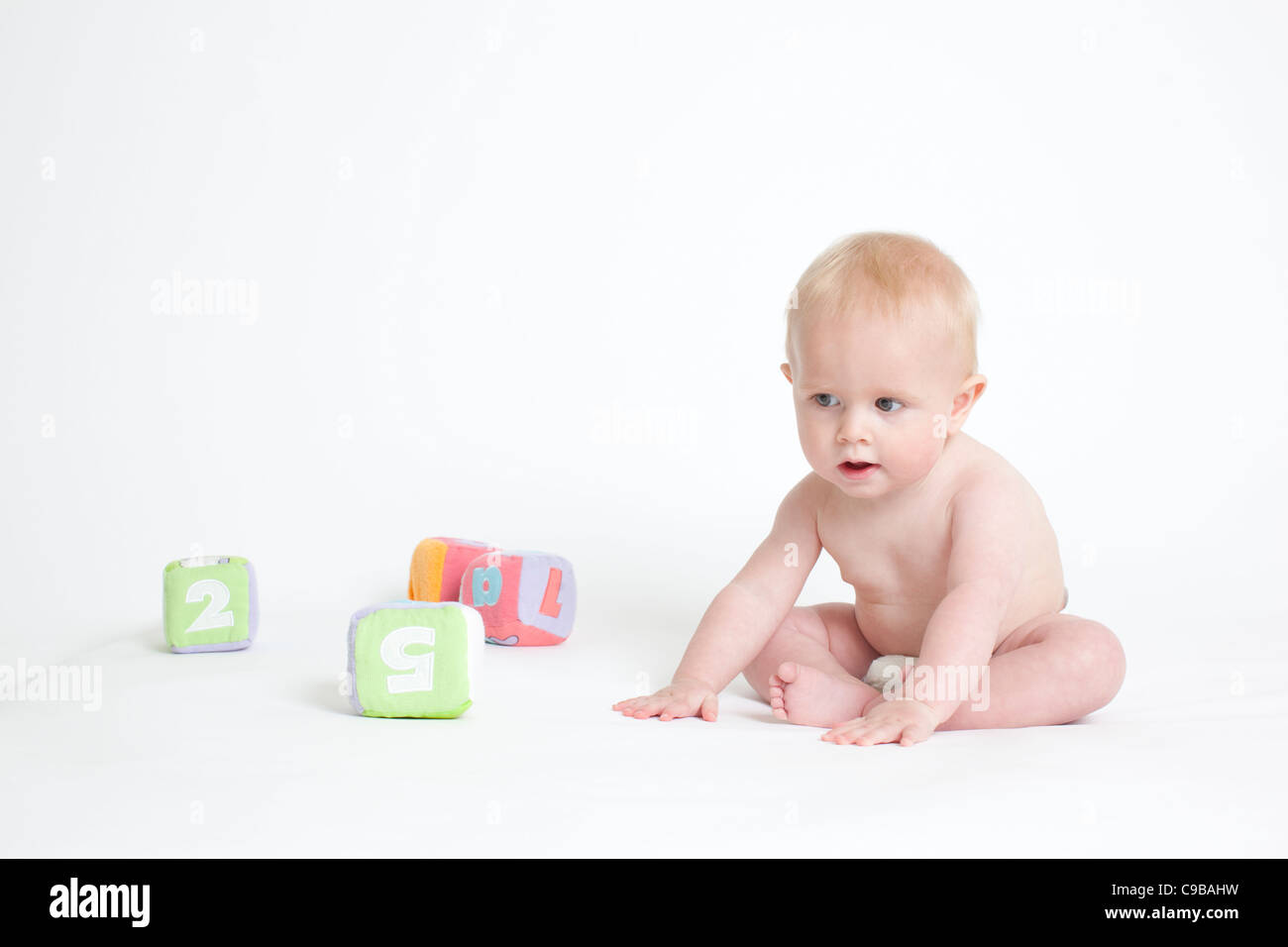 Counting blocks baby hi-res stock photography and images - Alamy