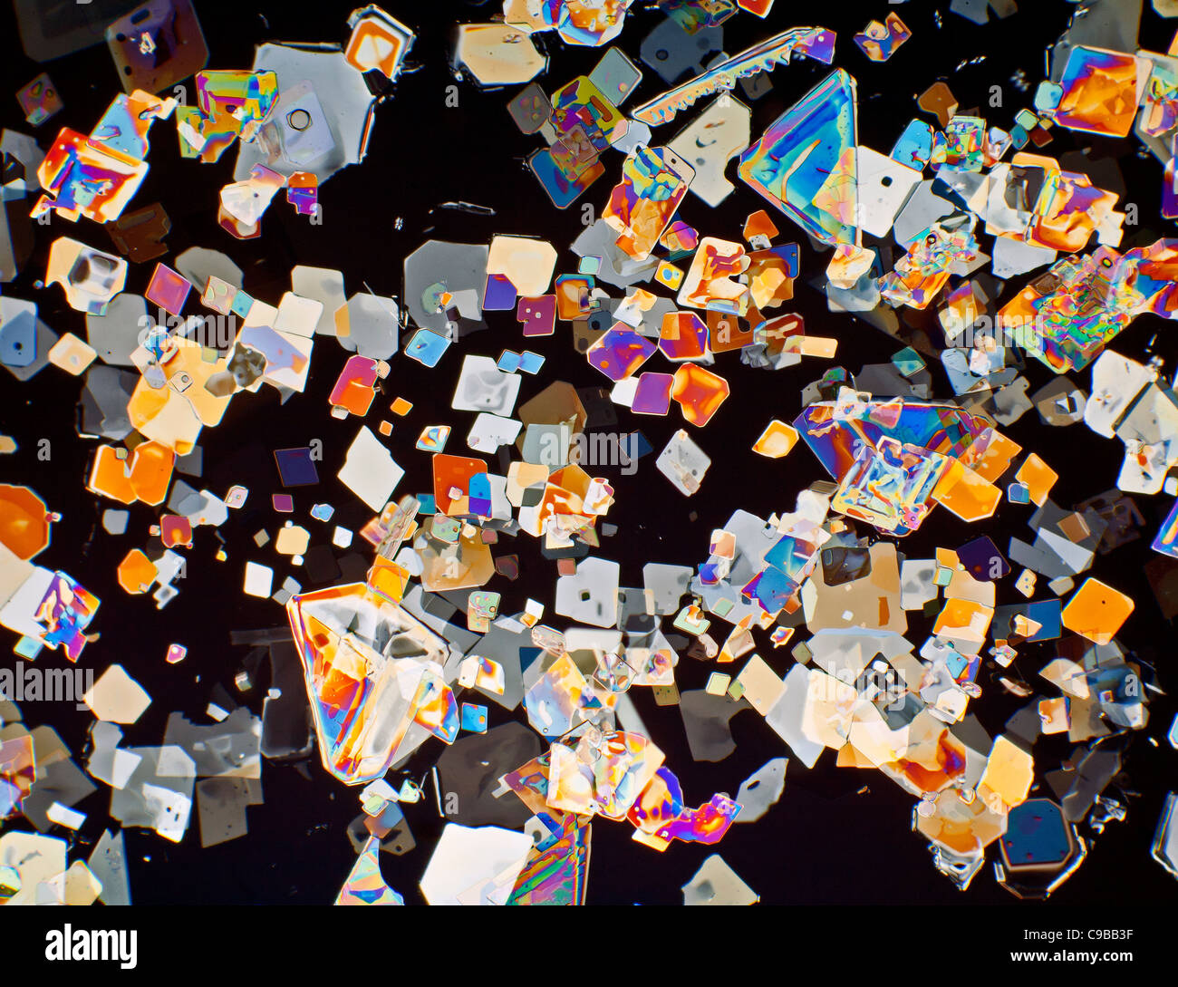 Microscope chemistry crystal birefringence hi-res stock photography and ...