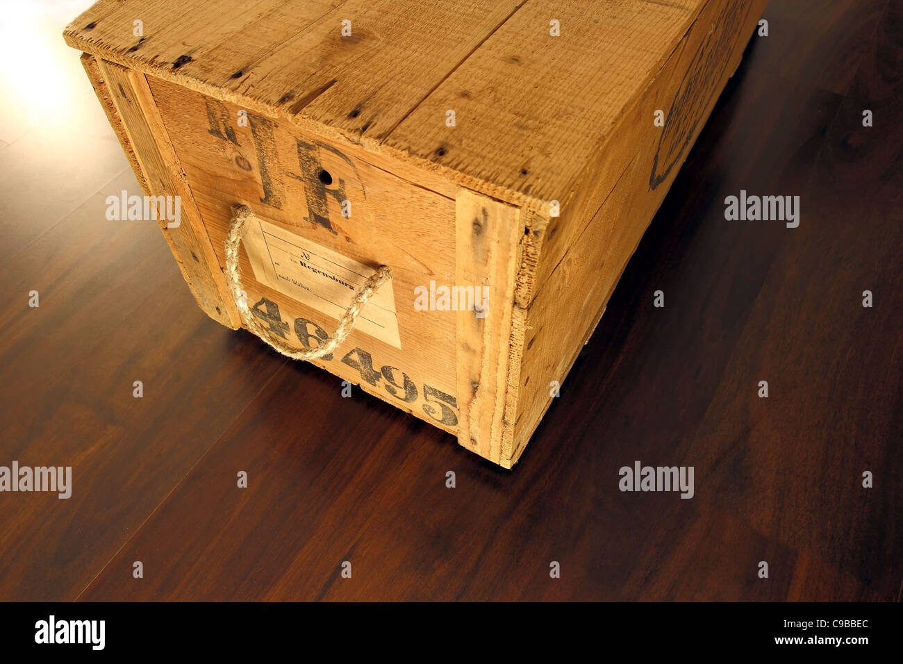 A wooden transport box Stock Photo - Alamy