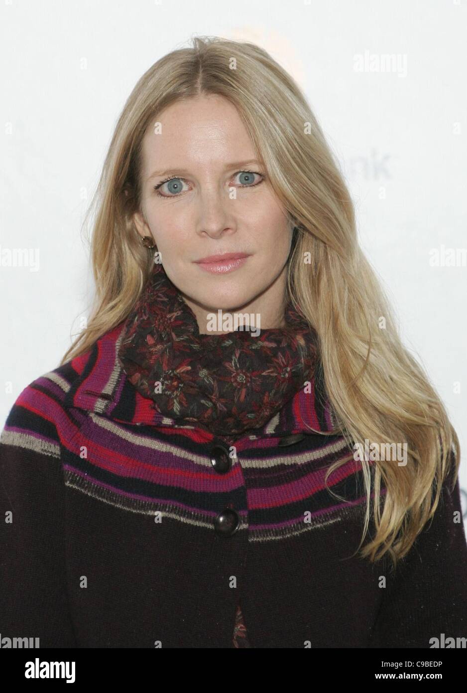 Lauralee Bell at arrivals for Express Yourself 2011 Creative Arts Fair ...