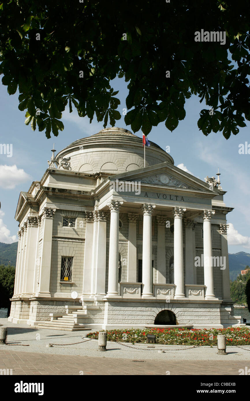 Volta battery hi-res stock photography and images - Alamy