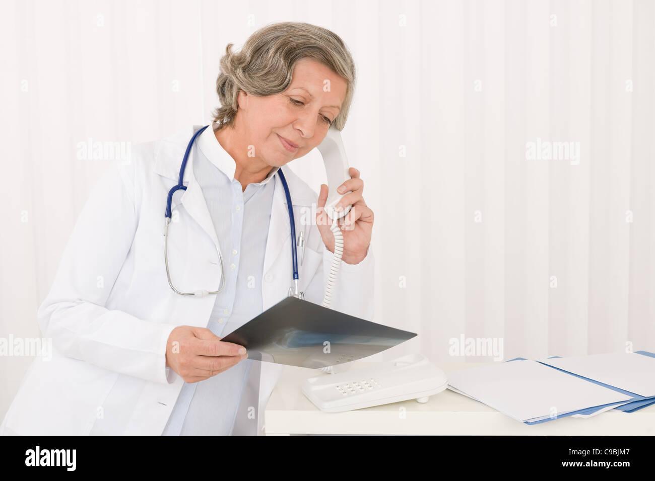 Doctor watch hi-res stock photography and images - Alamy