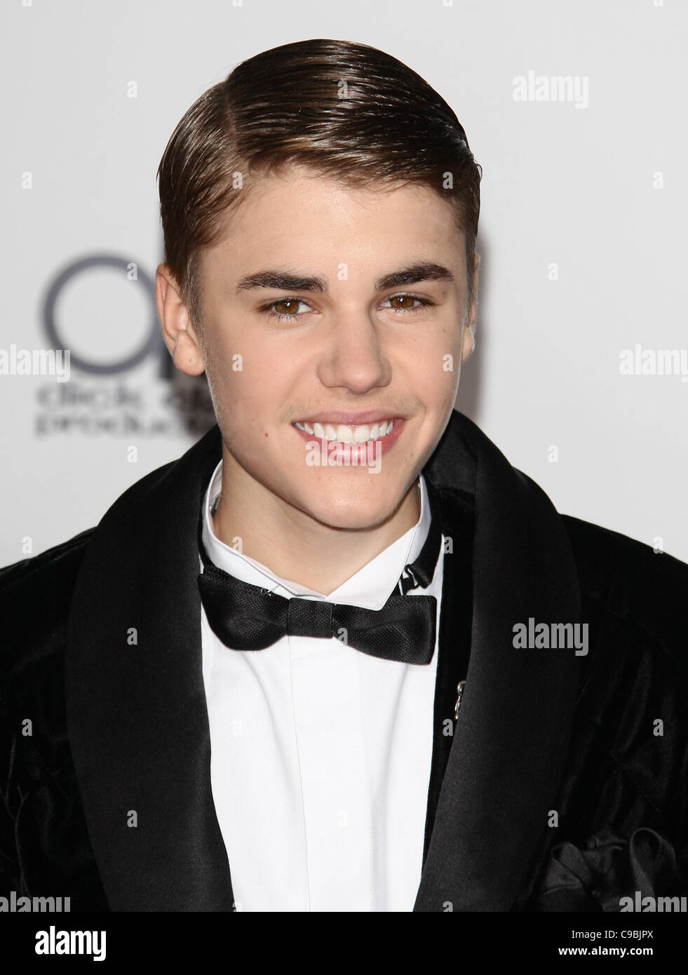 JUSTIN BIEBER 2011 AMERICAN MUSIC AWARDS DOWNTOWN LOS ANGELES ...