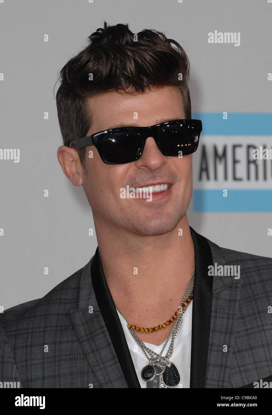 Adam Thicke at arrivals for The 38th Annual American Music Awards ...