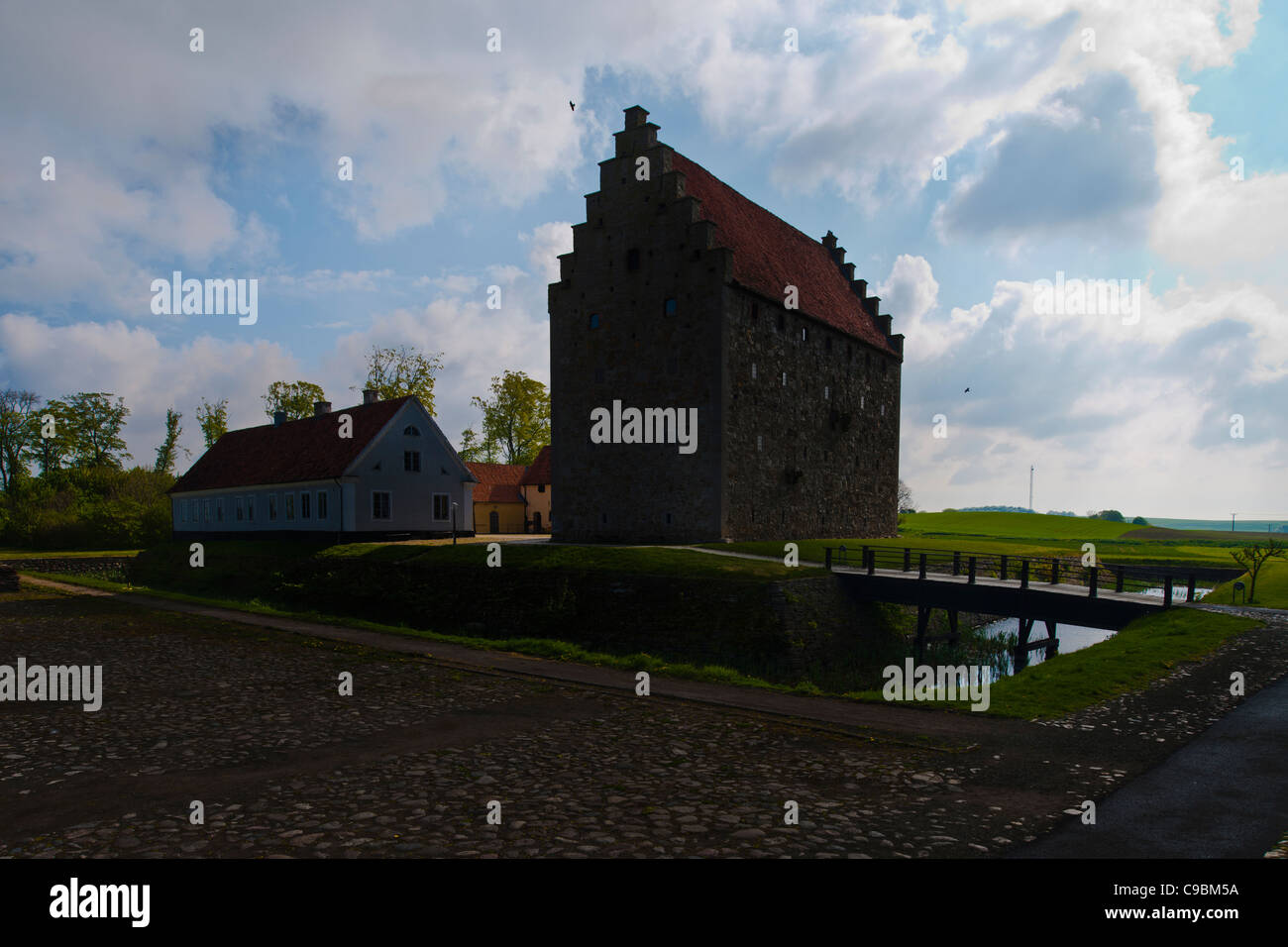 Stronghold and manor hi-res stock photography and images - Alamy